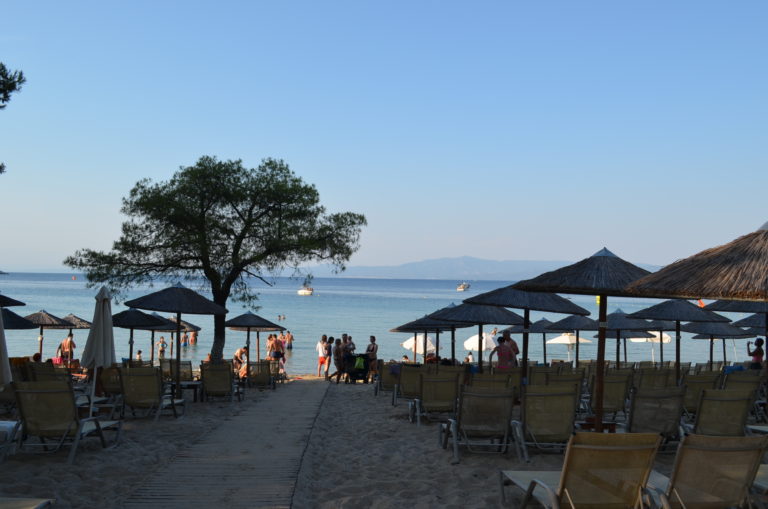 Paliouri Beach, Halkidiki-The Best Beach in Kassandra - moco-choco