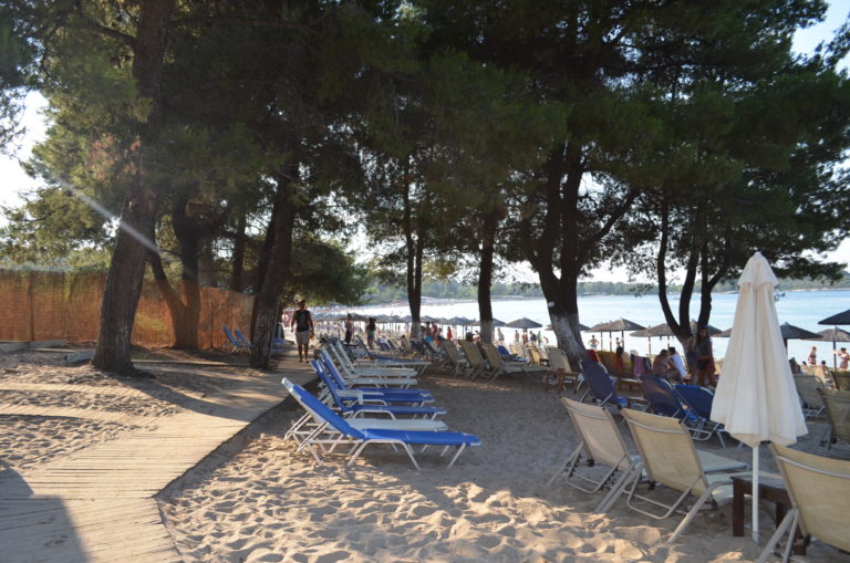 Paliouri Beach, Halkidiki-The Best Beach in Kassandra - moco-choco